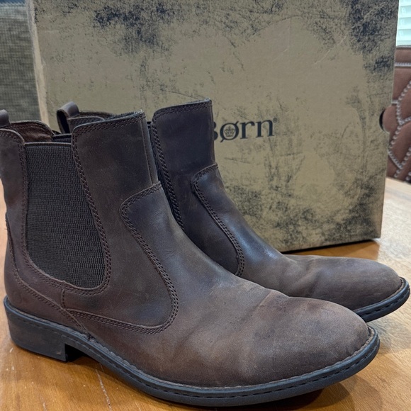 Born | Shoes | Born Mens Dark Brown Leather Chelsea Boots | Poshmark
